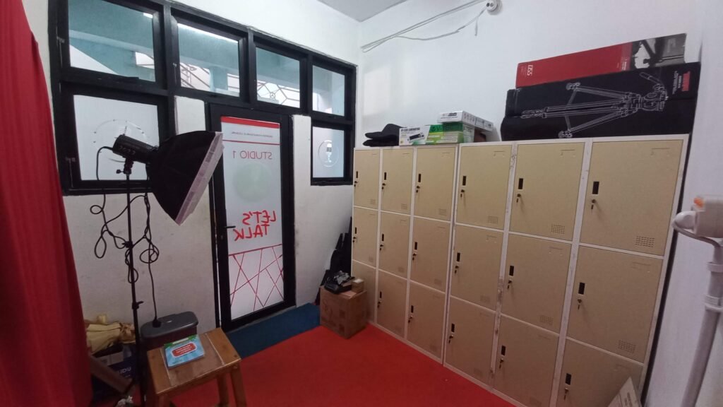 Ruang Studio SMKN 36 Jakarta – SMK NEGERI 36 JAKARTA